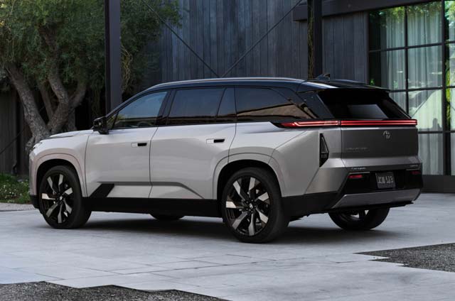 Toyota Expands EV Lineup With New 3-Row Highlander